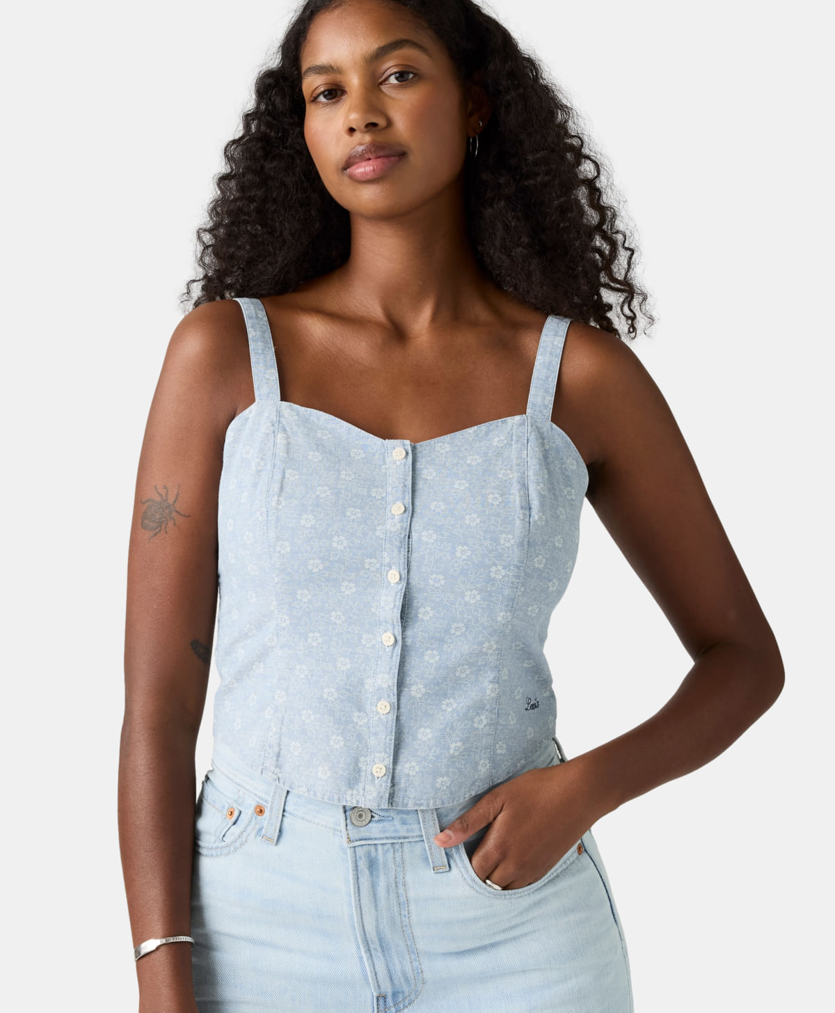 Playera azul cielo mujer fresca y moderna - Levi’s® México